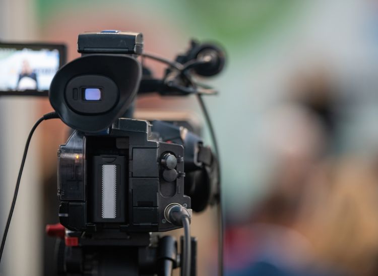 Trabajo audiovisual en Barcelona: ¡infórmate! | Treintaycinco mm